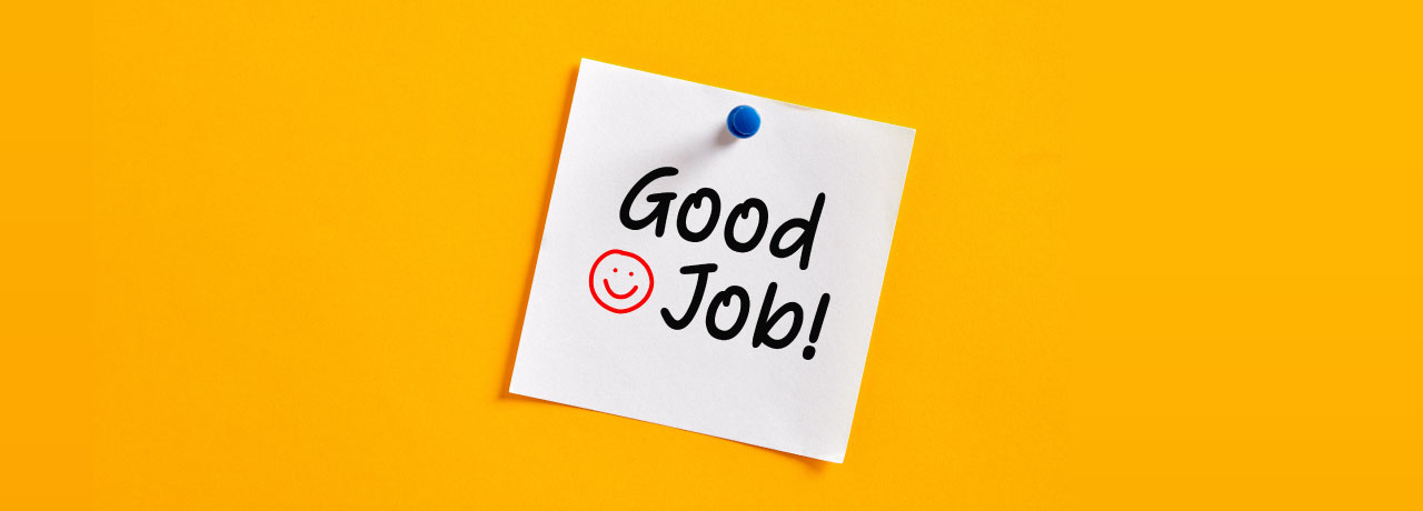 20 Inspiring Gold Star Coworker Messages to Boost Team Morale